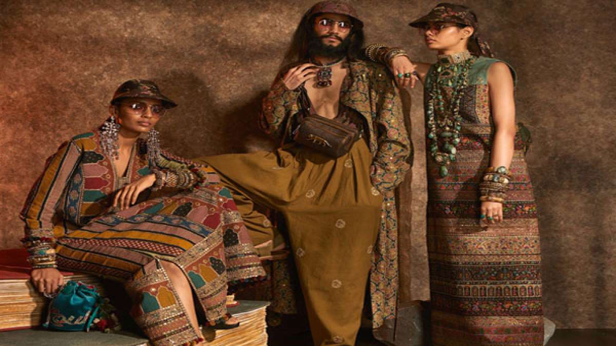 Sabyasachi Celebrates 20 Years With This Collection - Boldsky.com