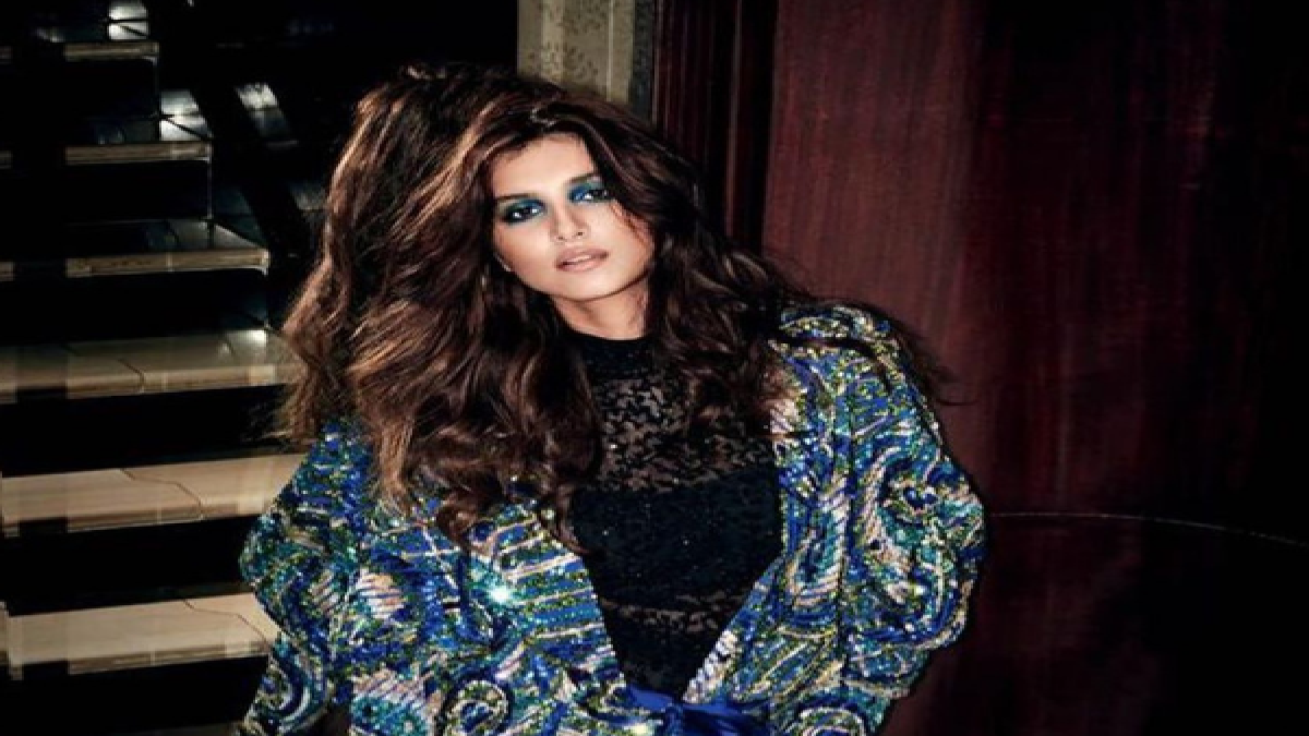 Tara Sutaria's Latest Instagram Post Shows Her Love For Blue Eyeshadow ...