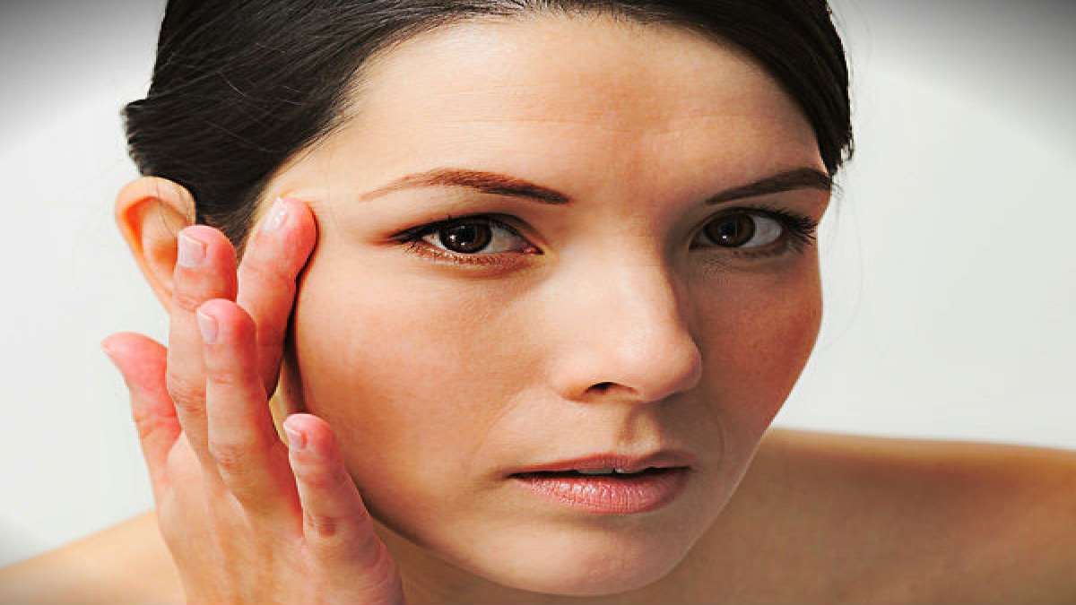 Is Your Skin Dry Or Just Dehydrated? Know The Difference - Boldsky.com