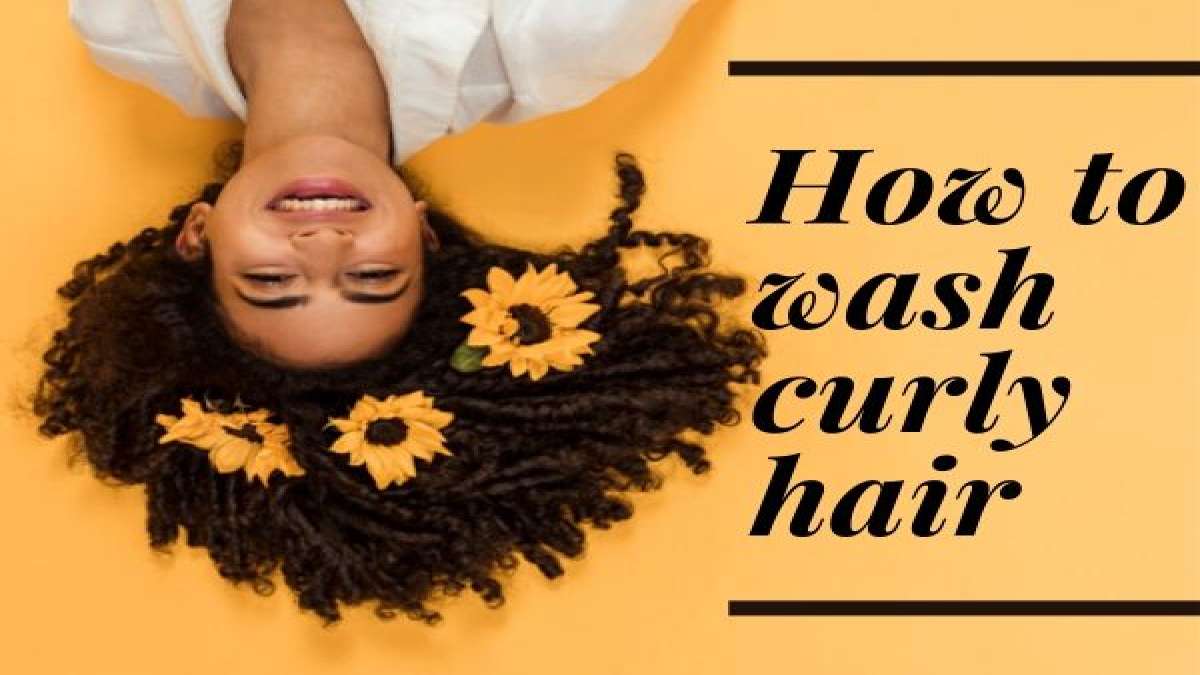 How To Wash Curly Hair To Keep Them Beautiful And Bouncy - Boldsky.com