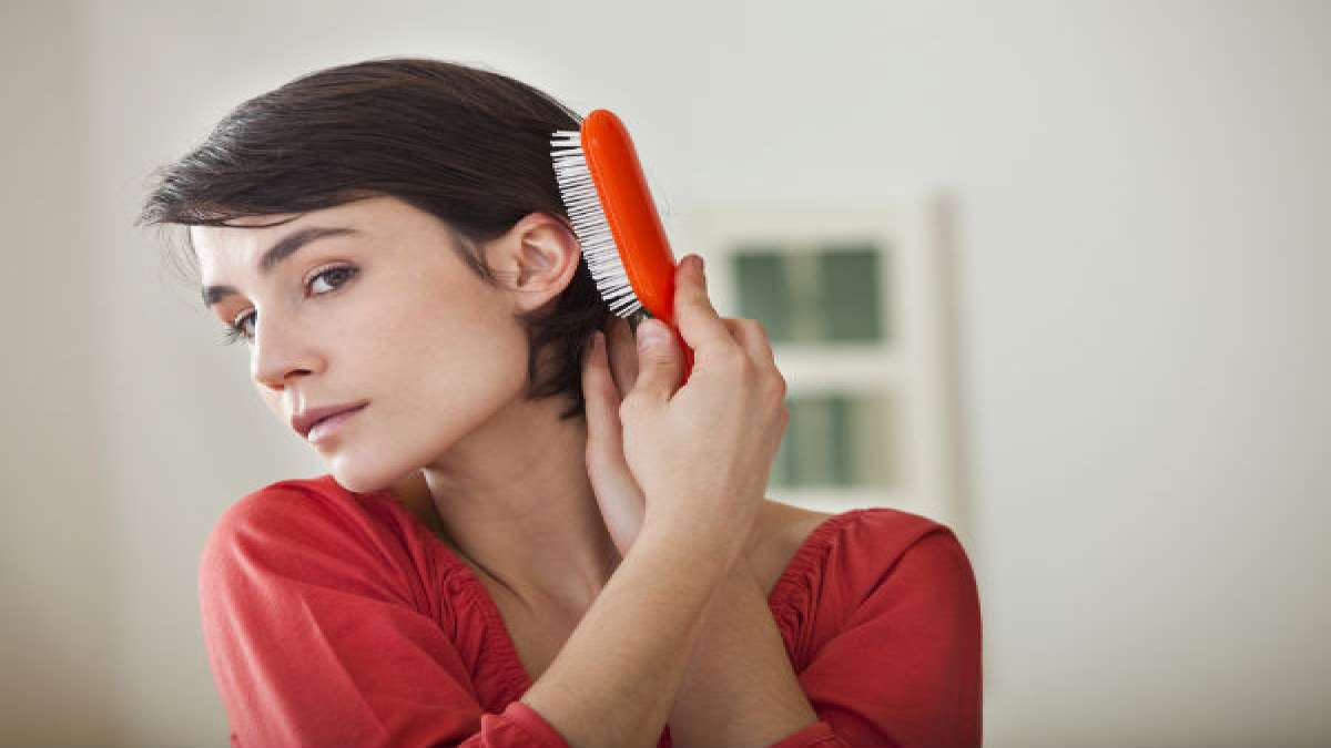 Scalp Brushing: What You Need To Know - Boldsky.com