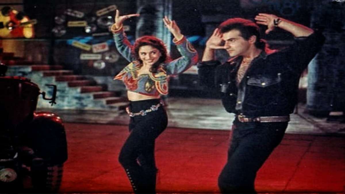 Madhuri Dixit’s Raja Completes 25 Years But Her Outfit In The Song ...