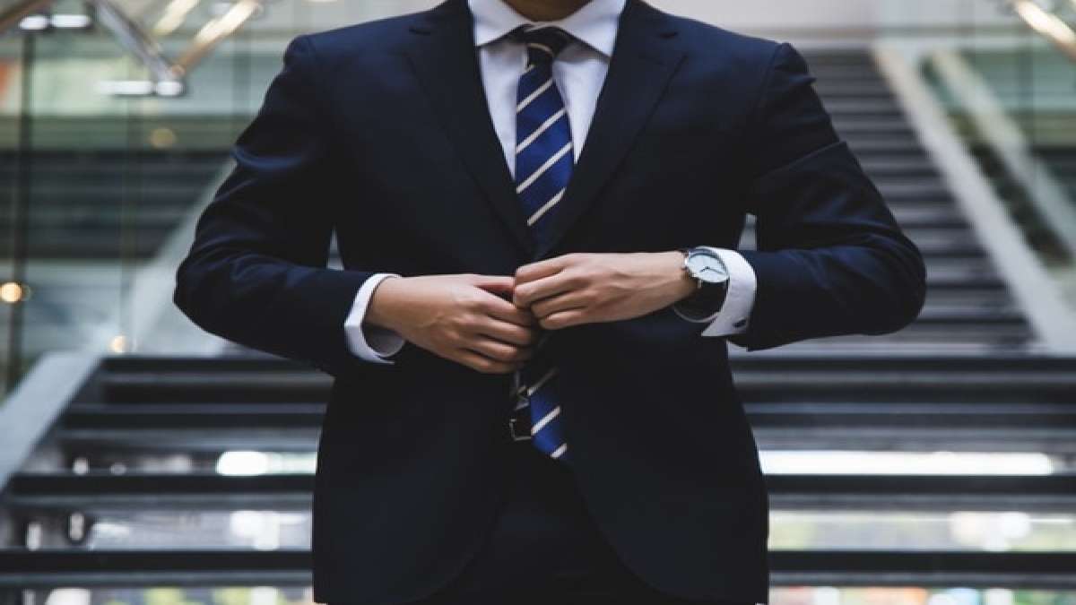 Interview Dress Code For Male To Create Good Impression - Boldsky.com