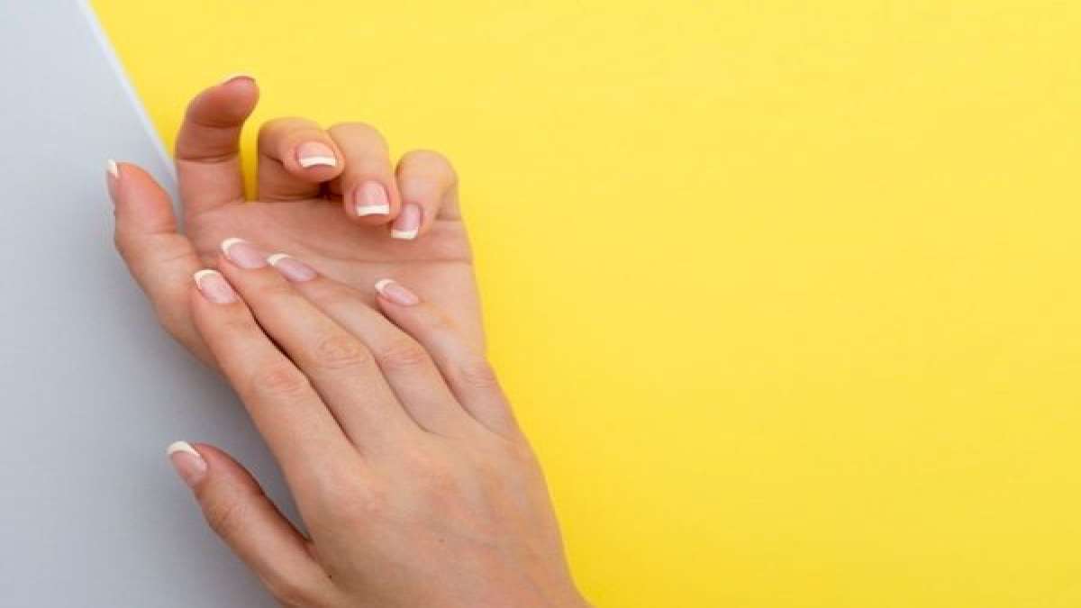 Home Remedies To Remove Suntan From Hands - Boldsky.com