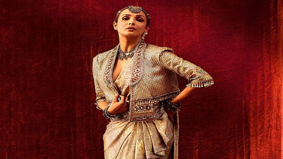 Malaika Arora In Tarun Tahiliani’s Golden Concept Saree For Diwali ...