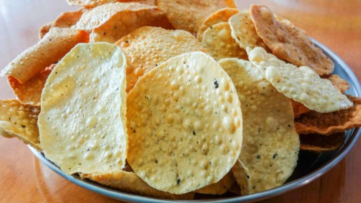 Holi Special Recipes: How To Make Instant Papad Katori Chaat - Boldsky.com