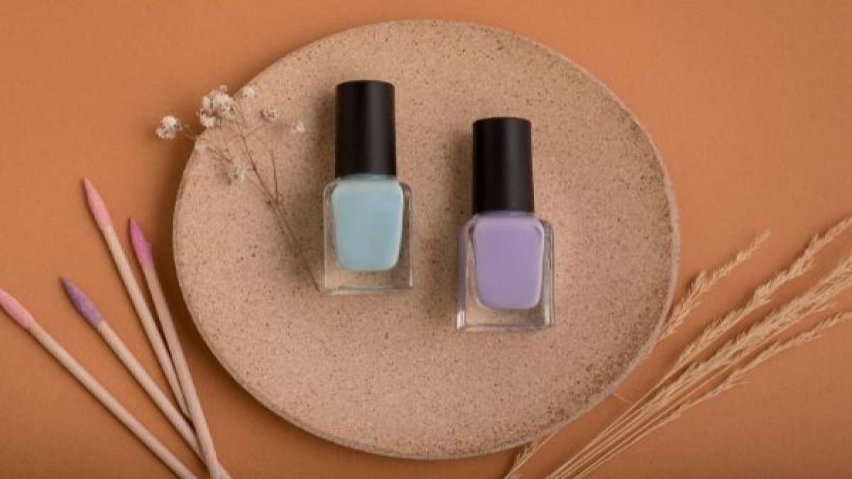 Quick Tips To Make Your Nail Polish Last Longer - Boldsky.com