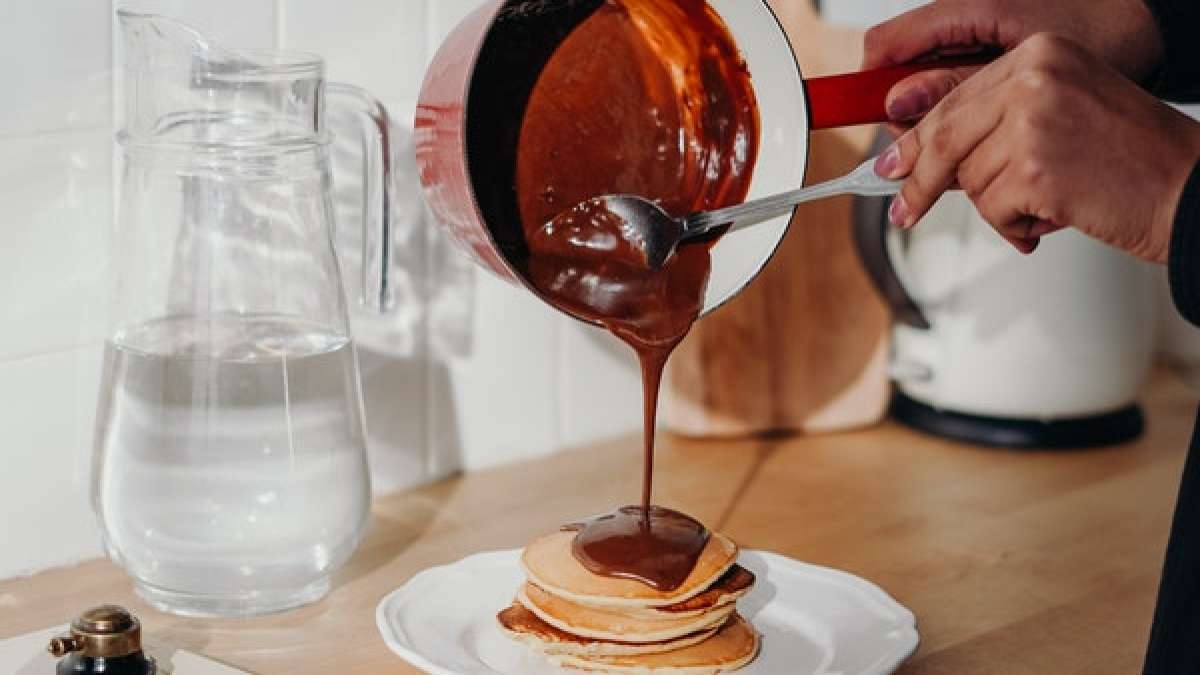 World Chocolate Day 2022: How To Prepare Homemade Chocolate Syrup ...