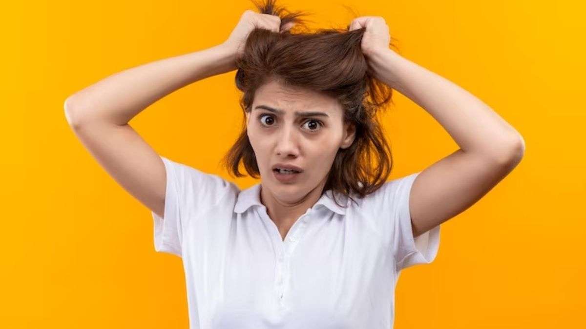Hair Fall In Teenagers: Top 5 Reasons - Boldsky.com