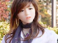 Man 'Invents' His Woman Of Dreams - Boldsky.com