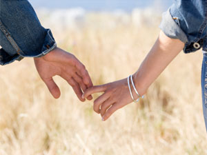 Top 5 Secrets For Lasting Love - Boldsky.com