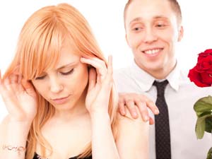 Funny Ways In Which Men Apologize! - Boldsky.com