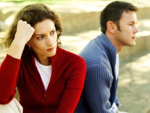 Signs Of Getting Dumped By Girlfriend! - Boldsky.com