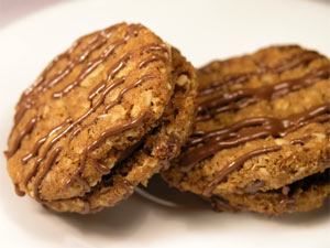 Chocolate Cream Biscuit Recipe - Boldsky.com