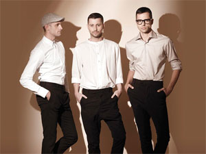 Akcent's India Tour 2012: Performance In 7 Cities! - Boldsky.com