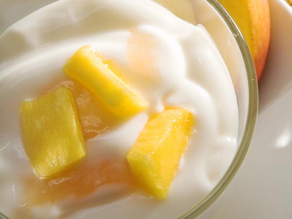 Flavoured Mango Yogurt Recipe - Boldsky.com