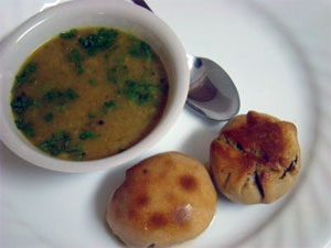 Dal Bati: The Original Marwari Recipe - Boldsky.com