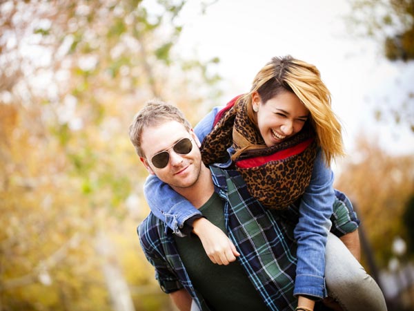 Love At First Sight: A Real Love Story - Boldsky.com