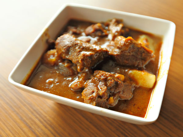 Railway Mutton Curry - Boldsky.com