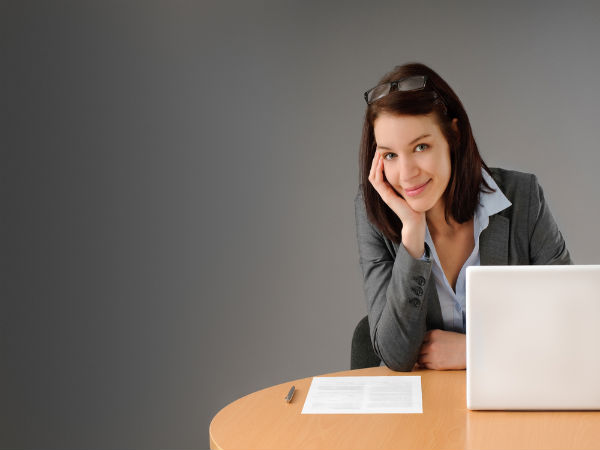 Fashion Tips To Look Intelligent - Boldsky.com