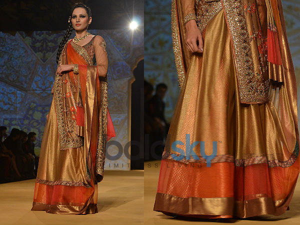 Golden Colour Outfits For Brides - Boldsky.com