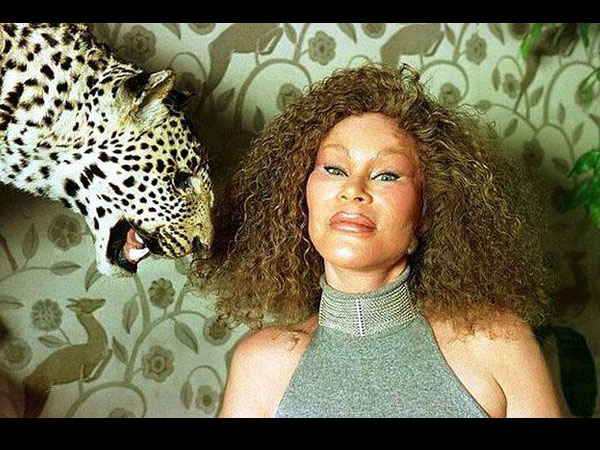 20 Strange N Weird Addictions From Around The World - Boldsky.com