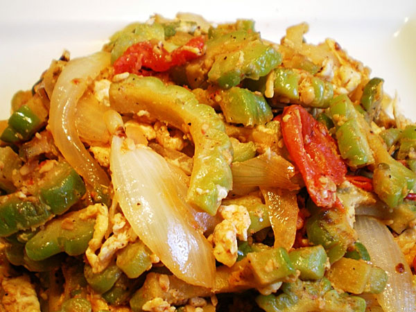 Bitter Gourd Sukha Recipe - Boldsky.com