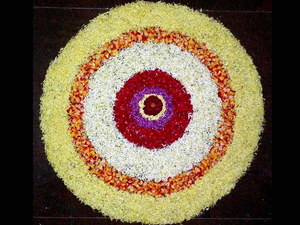 Creative Pookalam Designs For Onam - Boldsky.com