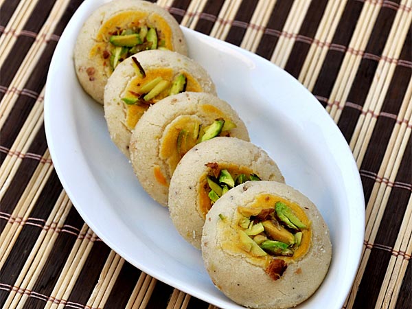 20 Most Popular Indian Sweets To Have - Boldsky.com