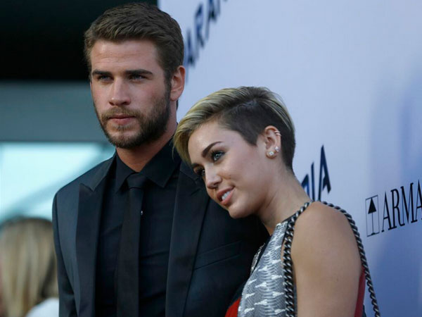 Liam Hemsworth Is Cheating On Miley? - Boldsky.com