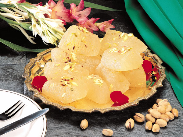 20 Most Popular Indian Sweets To Have - Boldsky.com