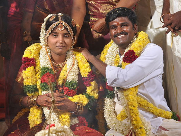 8 Types Of Marriages In Hinduism - Boldsky.com