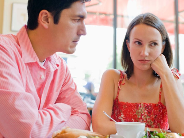 Mistakes Women Make While Seeking Partner - Boldsky.com