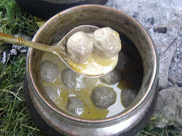 Dishes From The Kashmiri Wazwan - Boldsky.com
