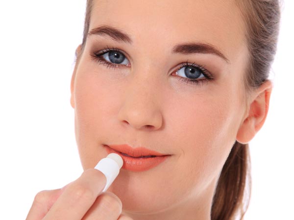 Reasons Why You Have Dry Lips - Boldsky.com
