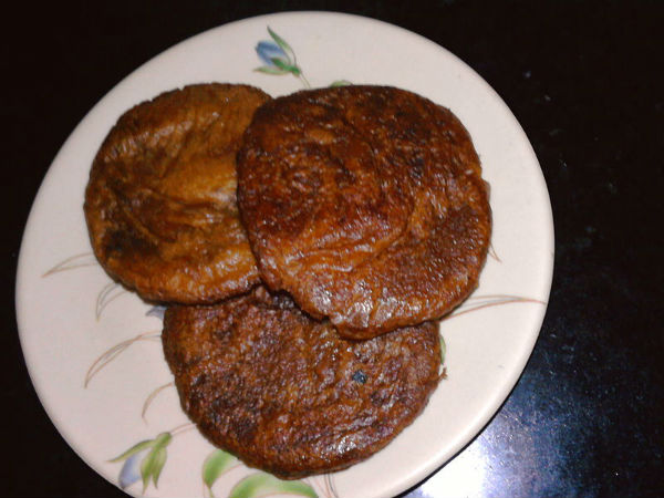 Sweet Ariselu Recipe For Ugadi - Boldsky.com