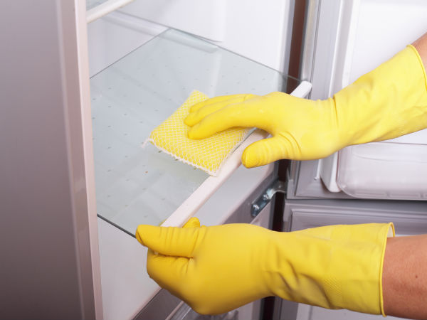Ways To Clean Your Freezer - Boldsky.com