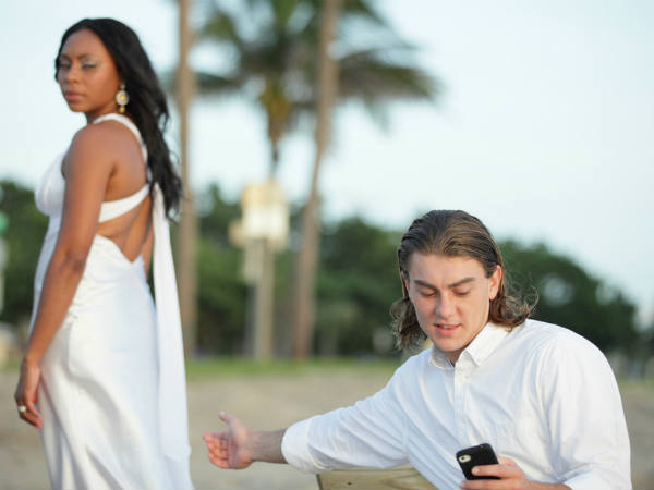 7 Common Fights Between Couples - Boldsky.com