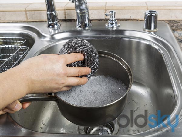 Housemaid Absent? Quick Cleaning Tips For You - Boldsky.com