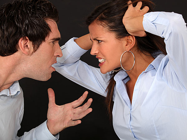 9 Ways To Stop Lashing Out At Your Spouse - Boldsky.com