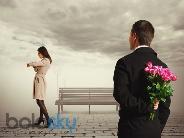 15 Weird & Annoying Things Boyfriends Do - Boldsky.com