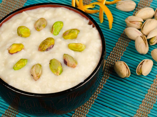 Badam Phirni Recipe For Ramzan - Boldsky.com