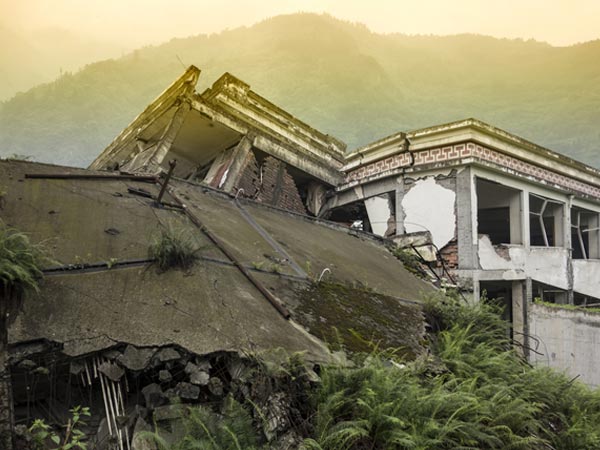 The 6 Most Devastatingly Powerful Earthquakes Ever - Boldsky.com