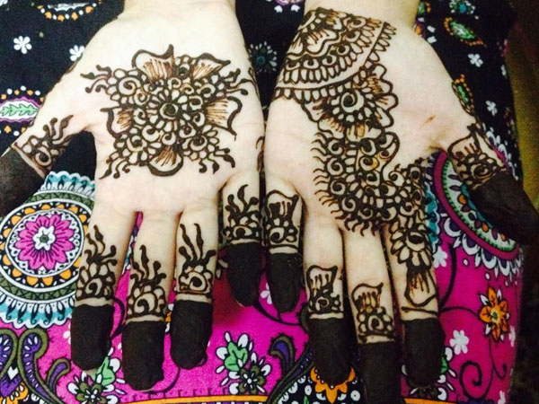 9 Festive Mehendi Designs For Rakhi - Boldsky.com