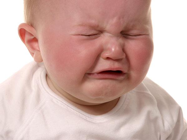 Does Your Baby Always Cry? - Boldsky.com