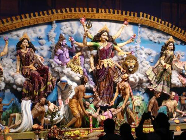 Durga Puja 2019: 9 Types Of Durga Idols You Must See - Boldsky.com