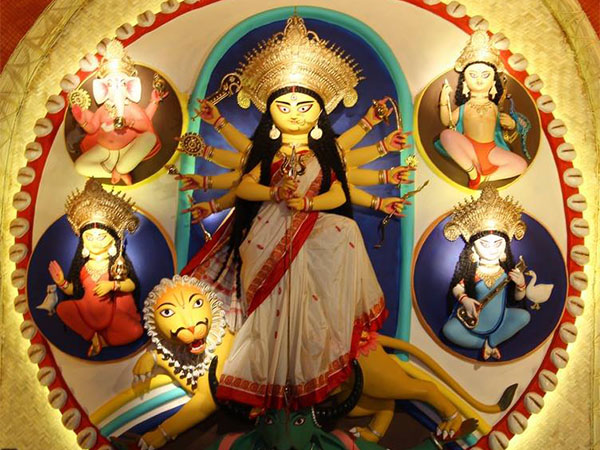 Durga Puja 2019: 9 Types Of Durga Idols You Must See - Boldsky.com