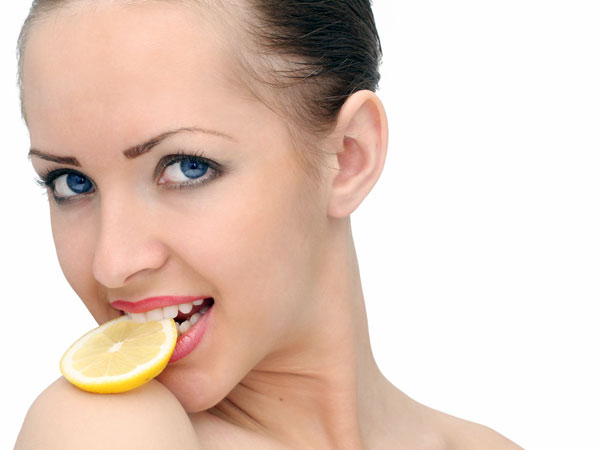 Ways To Use Lemon For Skin Whitening - Boldsky.com