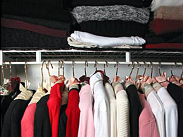 6 Simple Ways To Store Your Winter Clothes - Boldsky.com
