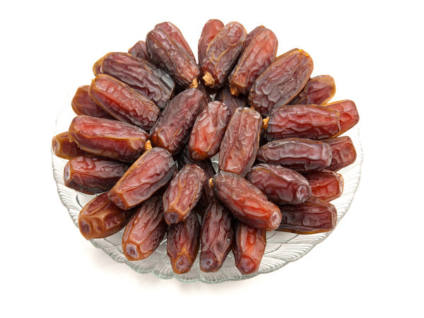 fresh-dates-vs-dried-dates-which-is-healthier-boldsky